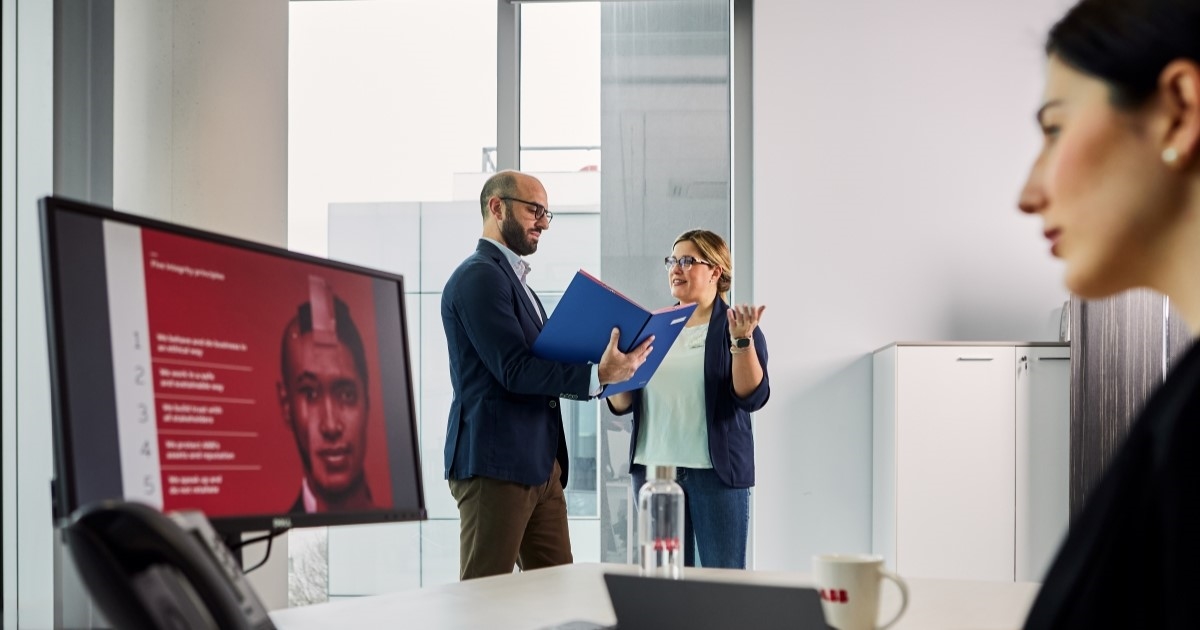 Senior Due Diligence Analyst – Asia Pacific Region (Mandarin & English Fluency) in Bangalore ...