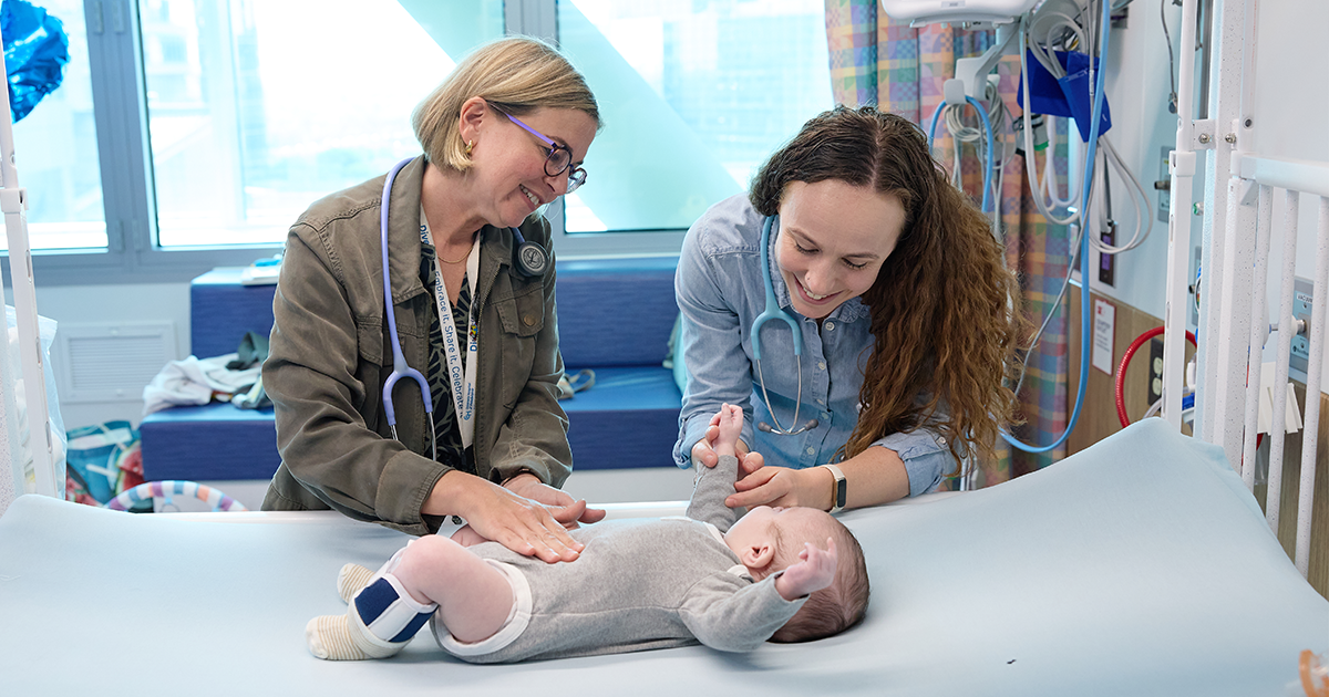 Pediatric Critical Care Advanced Practice Provider Careers | CHOP